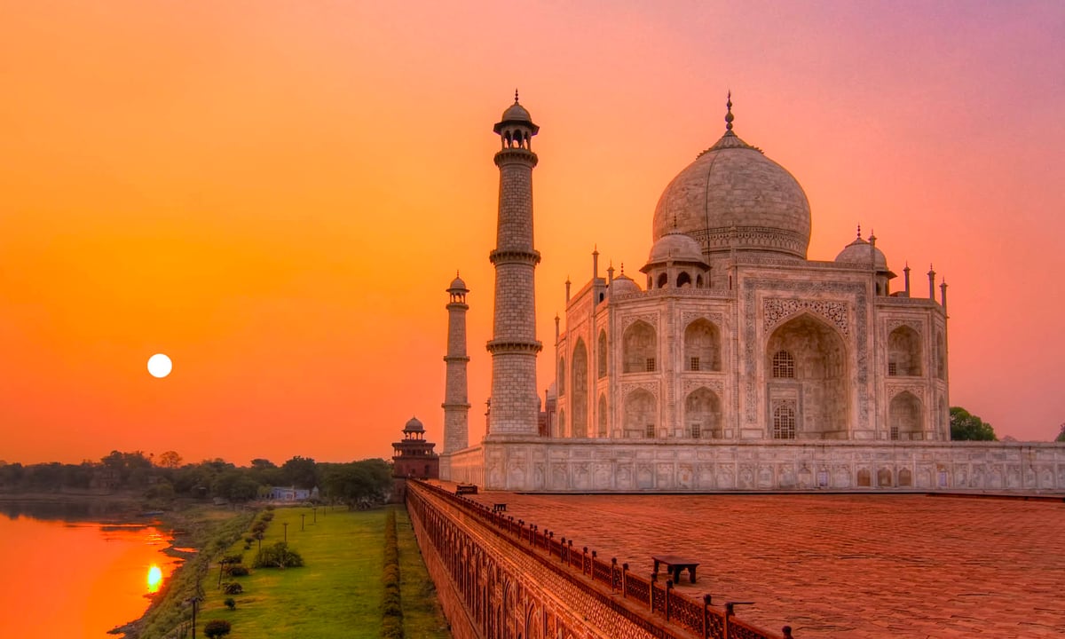 2 for 1 Incredible India | Travel Package | TripADeal