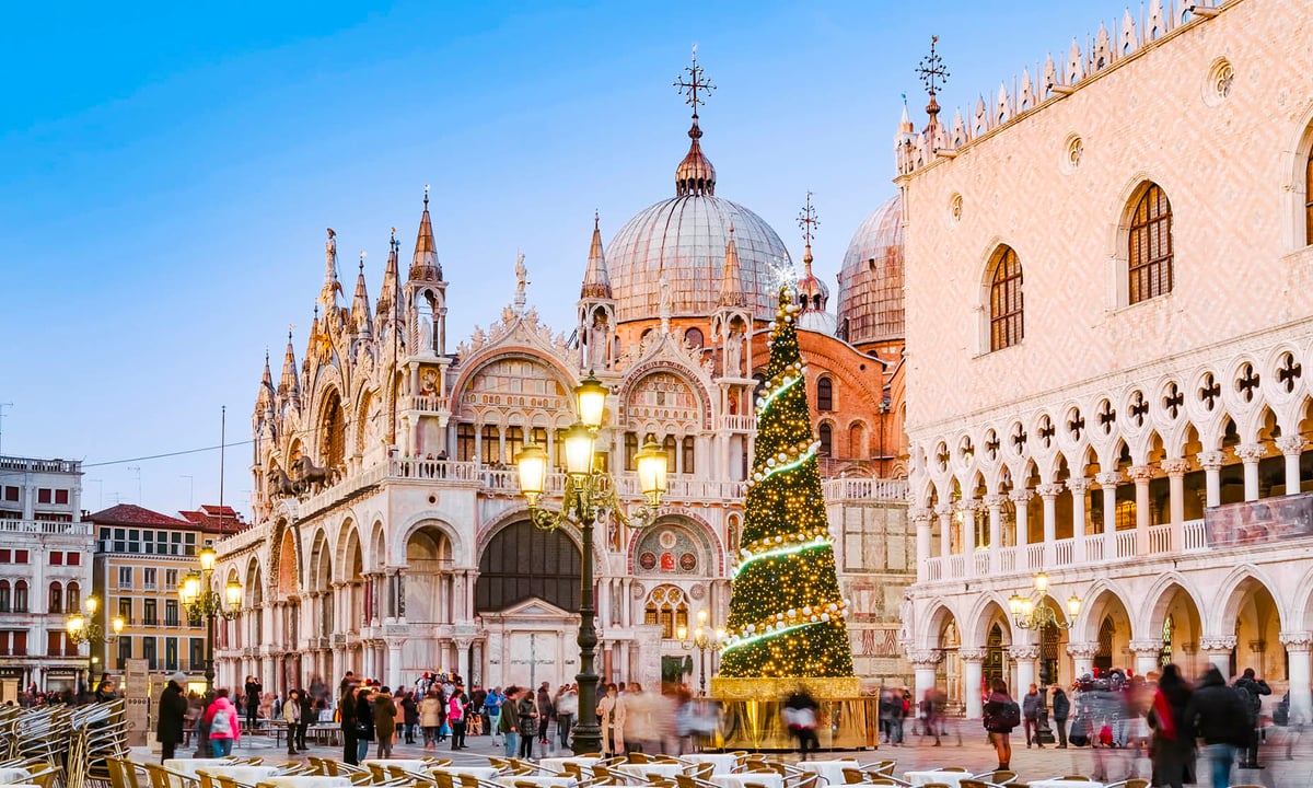 14 Days Italian Alps & Christmas Markets | Tour Package | TripADeal