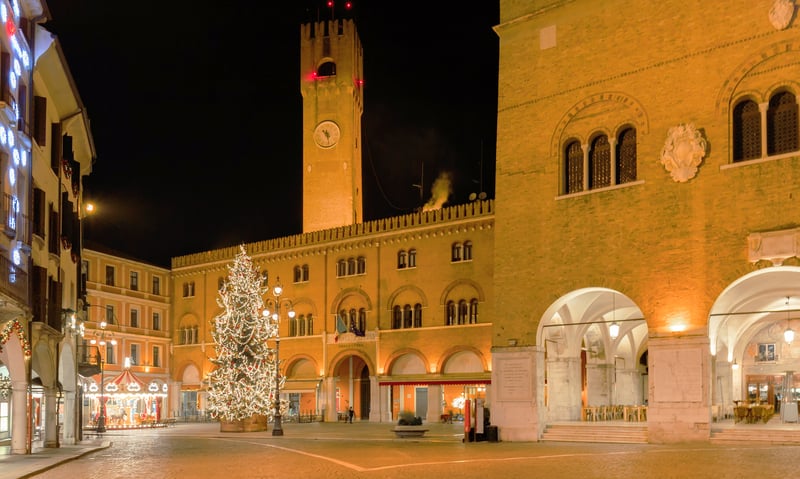 Italian Alps & Christmas Markets | Tour Package | Qantas Tours